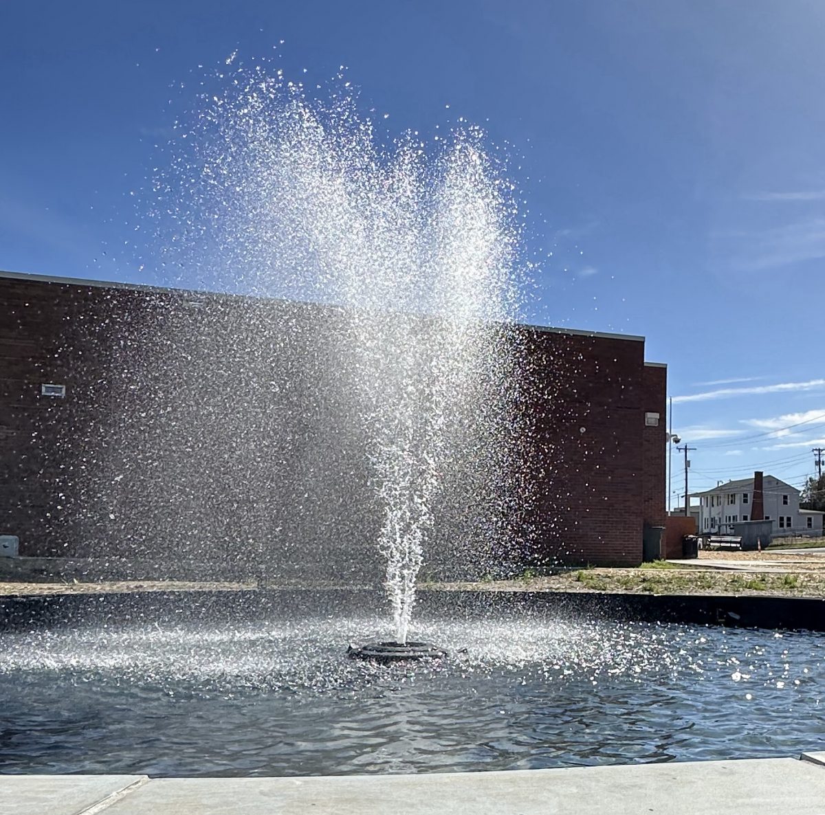 After 30-year drought, city fountain working again – The Laurens County ...