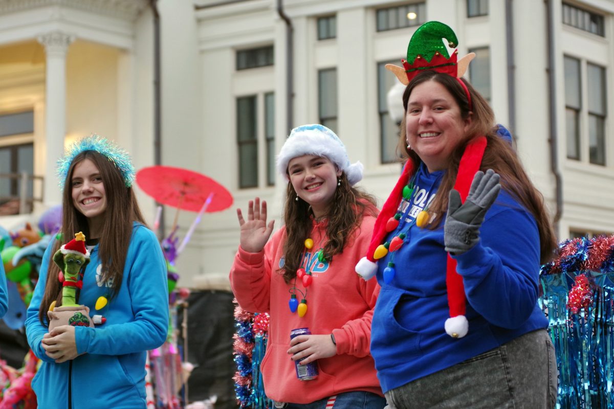 Christmas Parades Photo Gallery – The Laurens County Advertiser