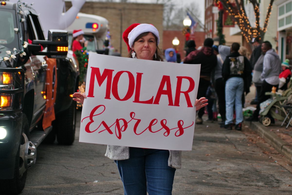 Christmas Parades Photo Gallery – The Laurens County Advertiser