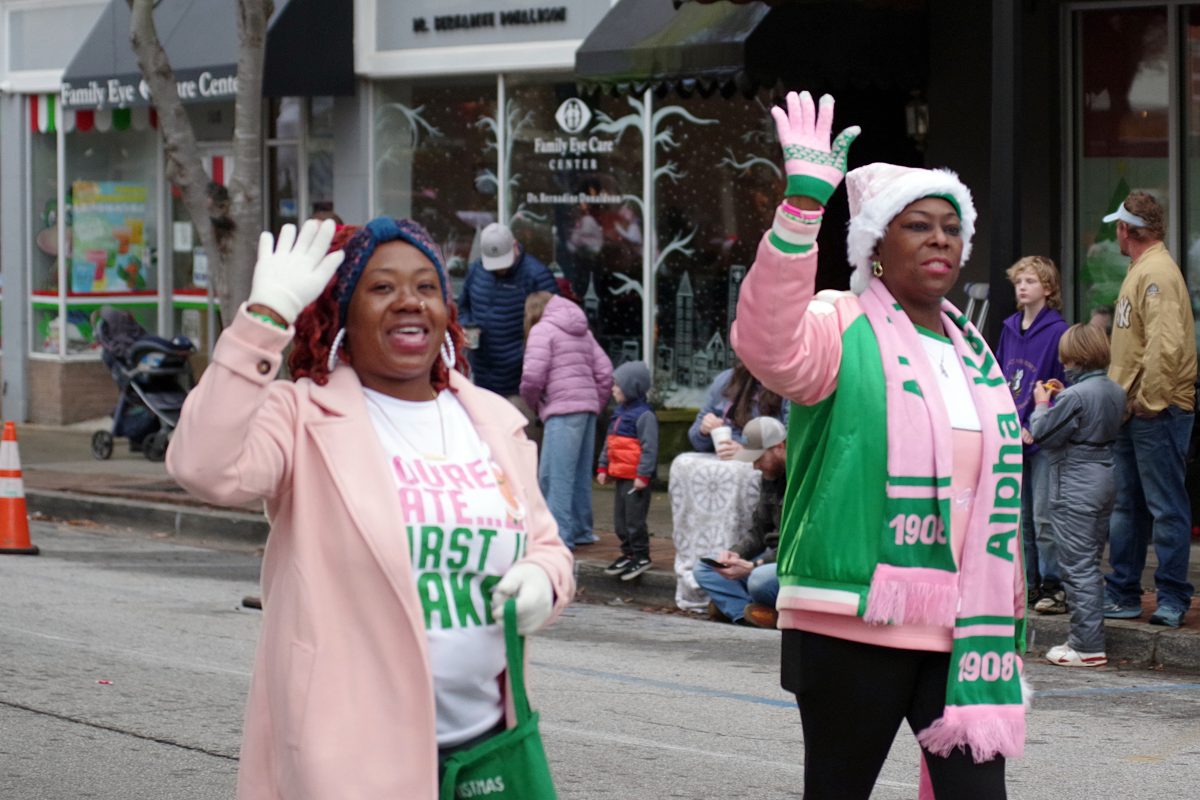 Christmas Parades Photo Gallery – The Laurens County Advertiser